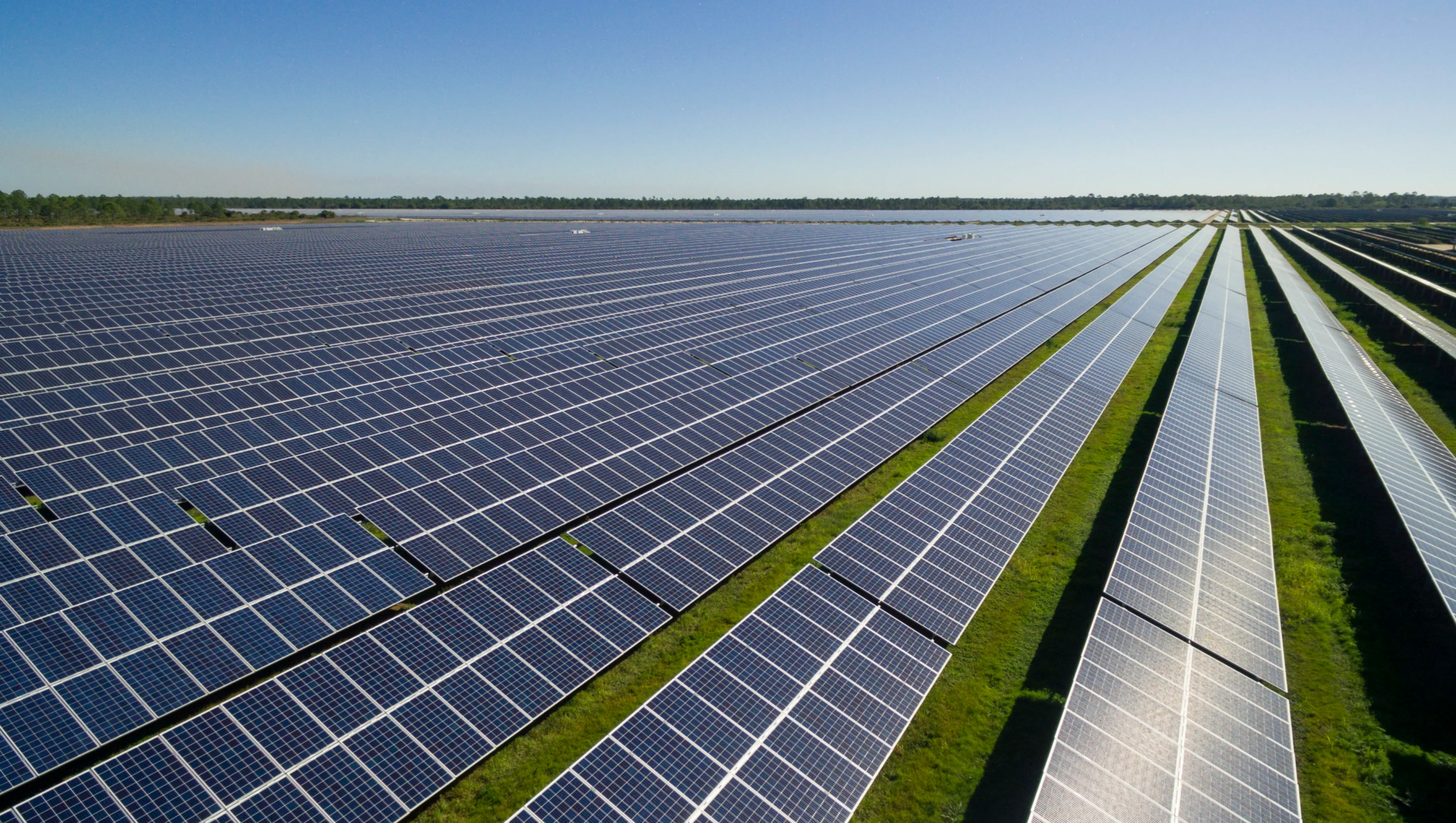 18 Pros And Cons Of Solar Farms Are They Reliable Solars House 18-pros-and-cons-of-solar-farms-are-they-reliable-solars-house
